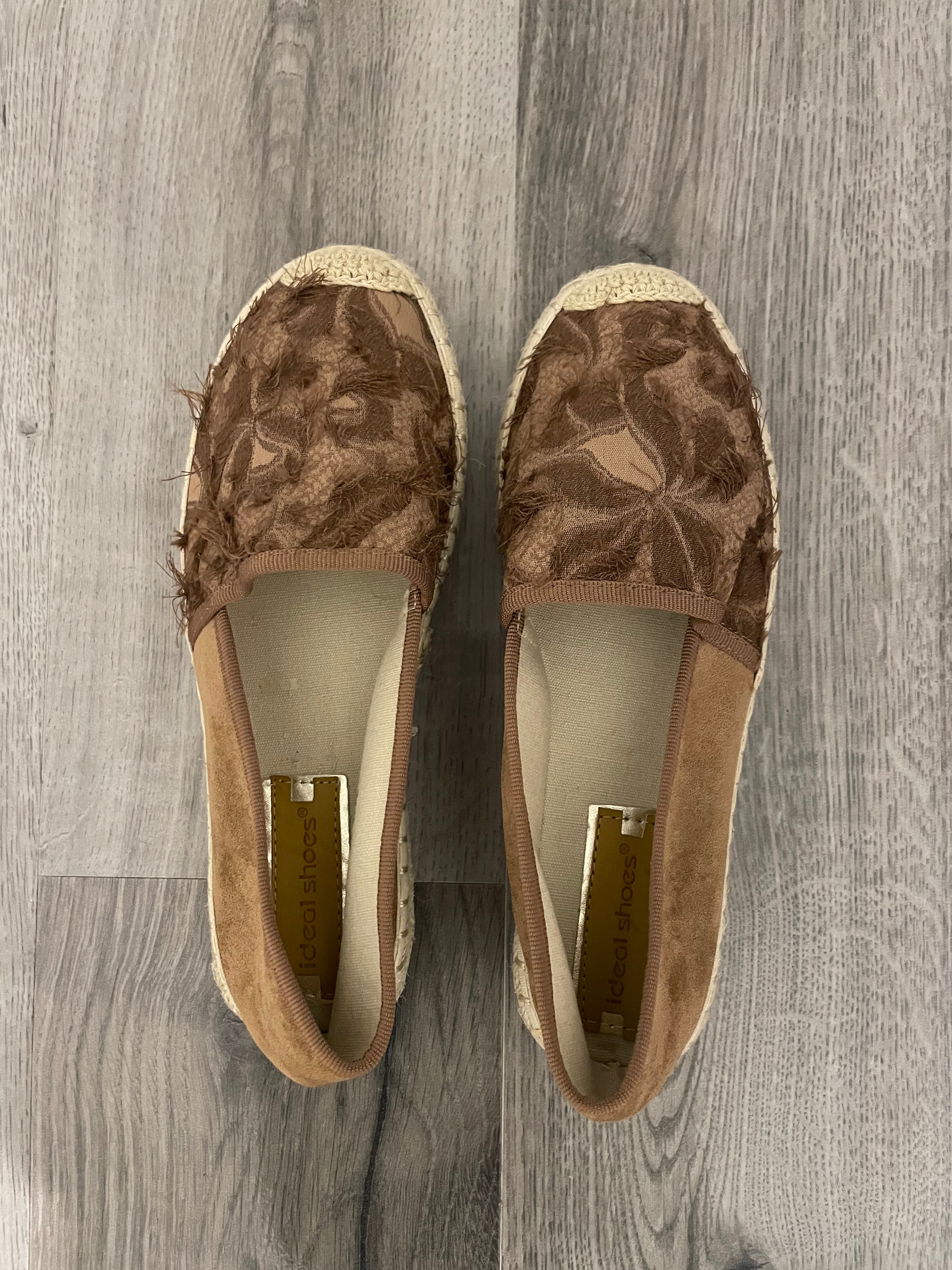 Ideal Shoes – Piquant